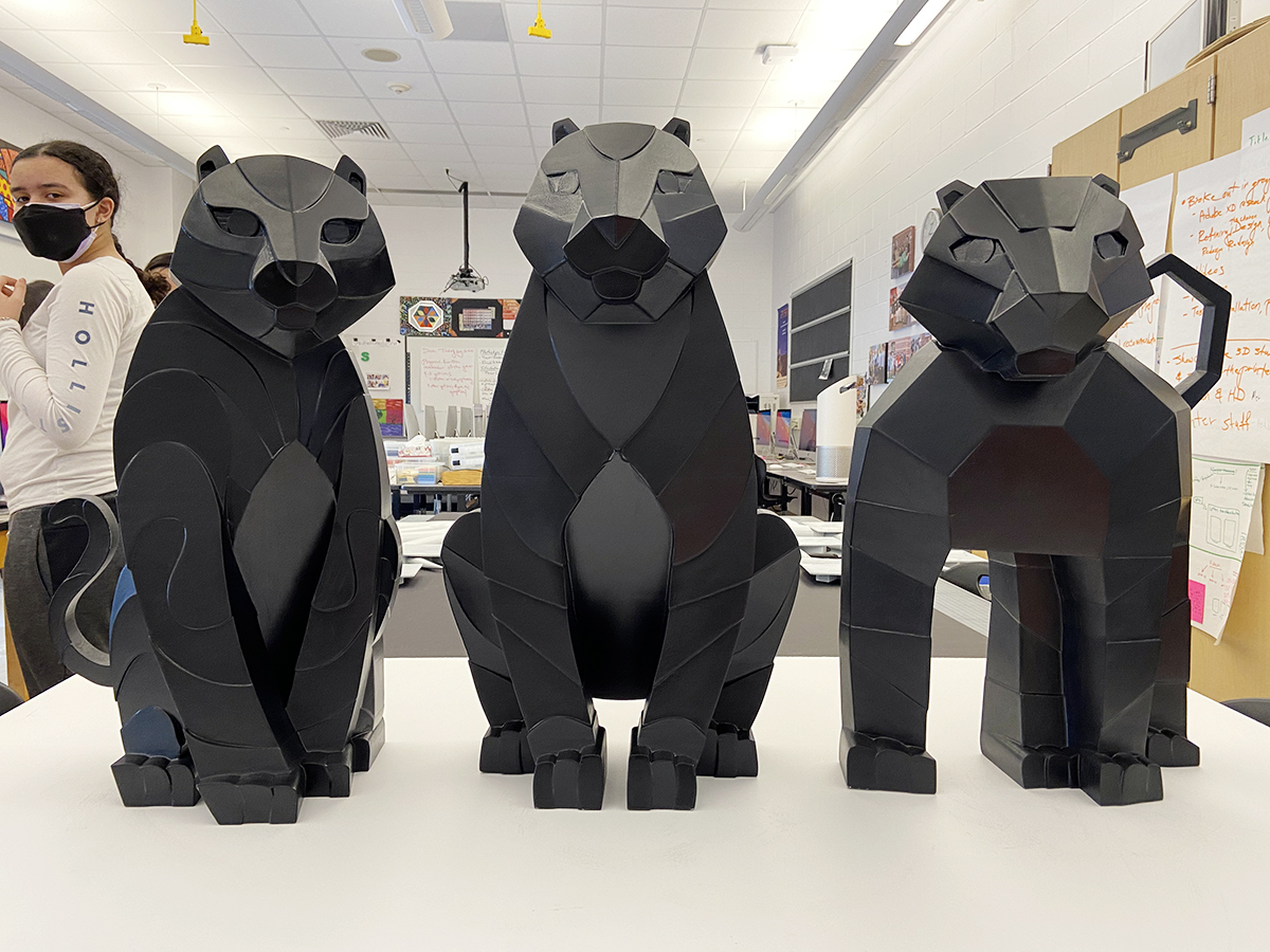 The Tigers and Tree are Here!!! | NNHS Design